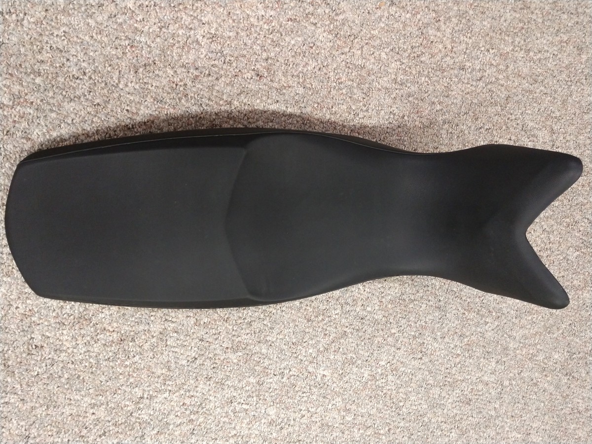 FS: Low Factory Seat F650GS, 700, & 800GS - Parts and Accessories ...