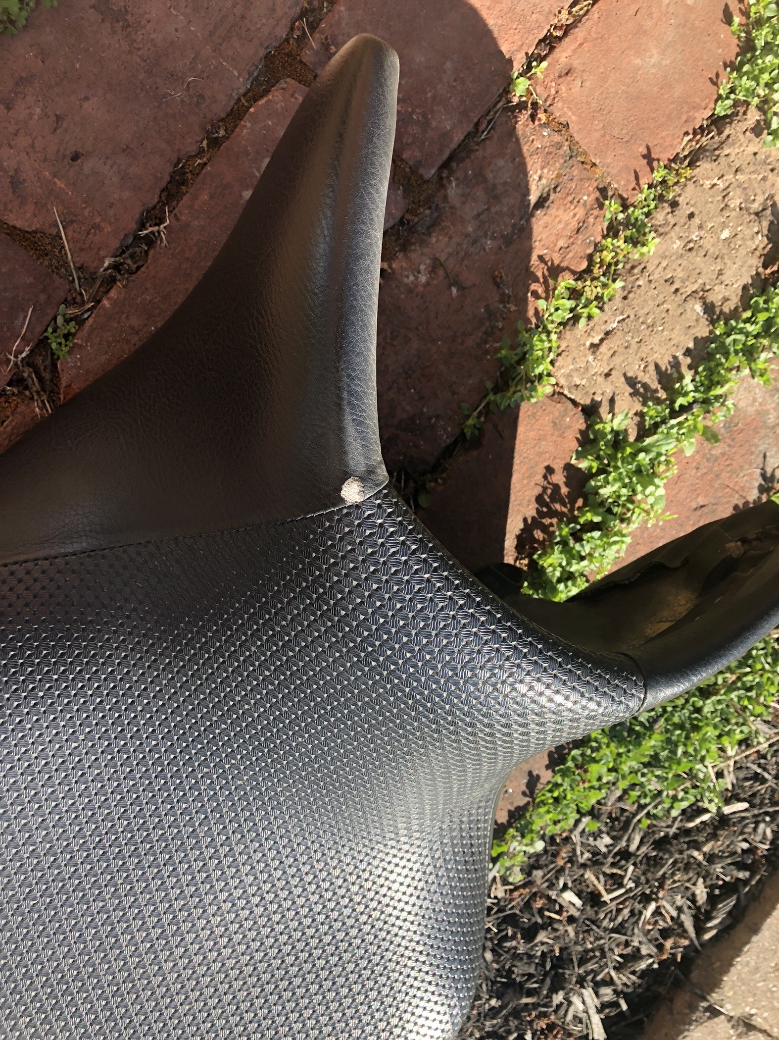R1150R Bill Mayer Saddle - Parts and Accessories - BMWSportTouring