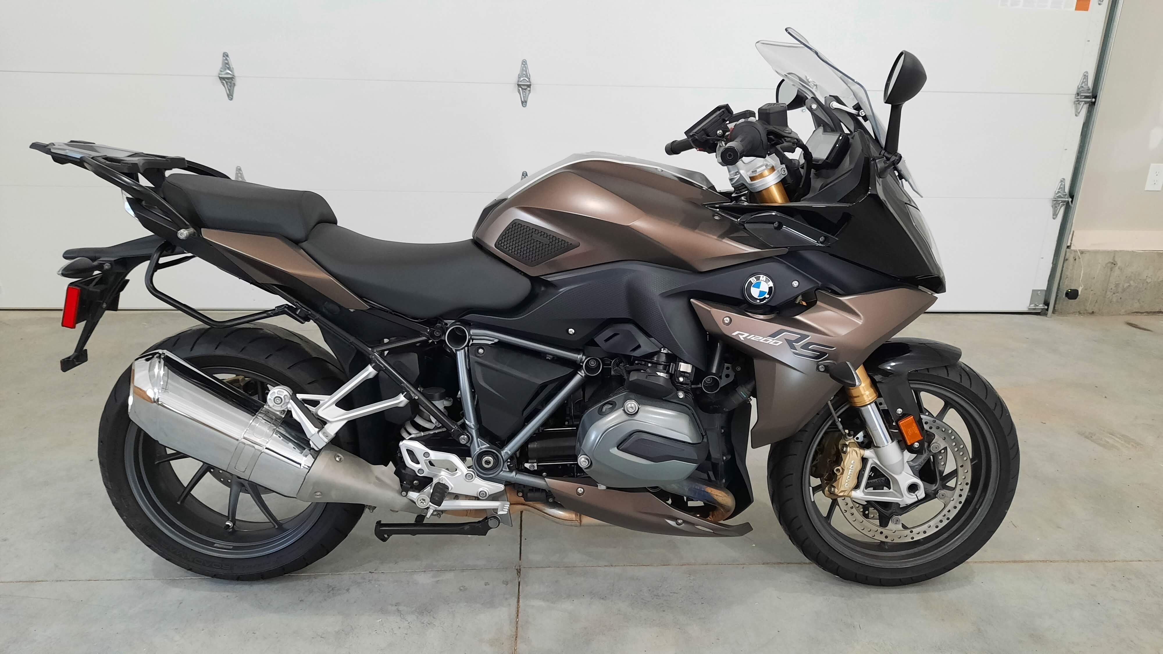SOLD - FS: 2018 R1200RS Premium Frozen Bronze - $10750 - Bikes ...