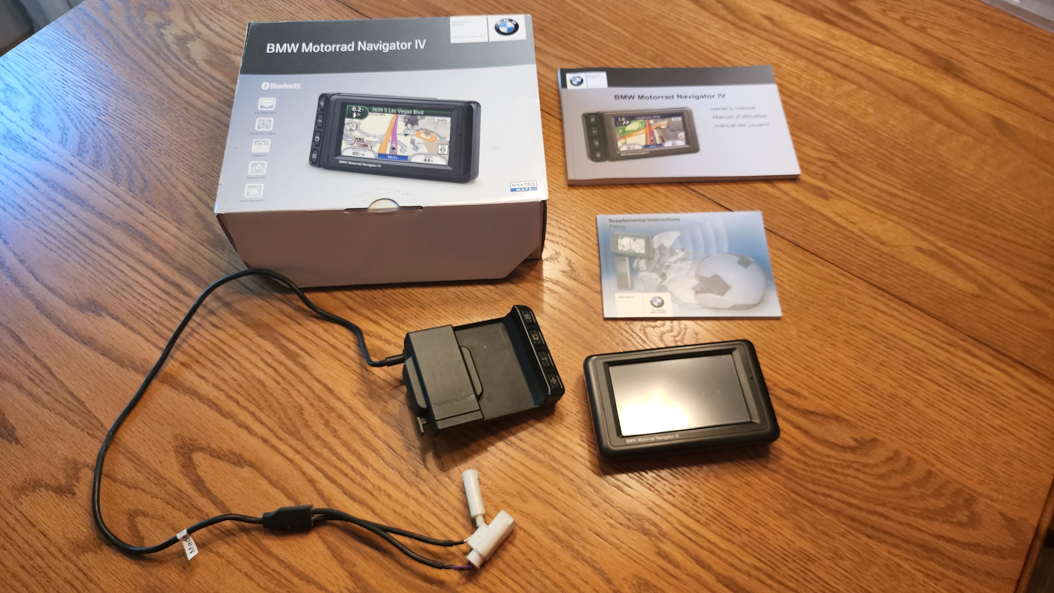 Nav IV with Cradle - Parts and Accessories - BMWSportTouring