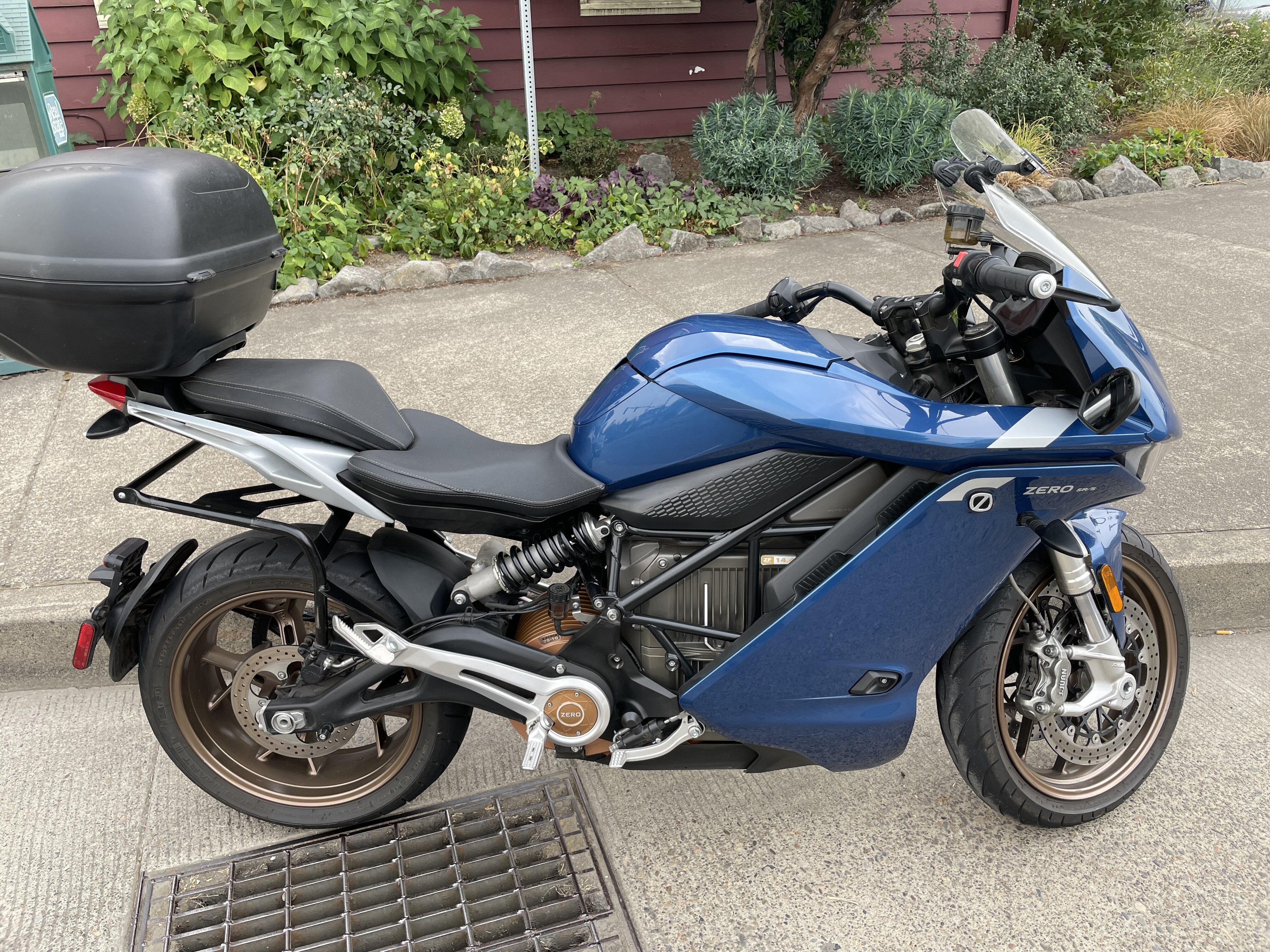 ZERO Motorcycle seen in the wild! - Ride Tales - BMWSportTouring