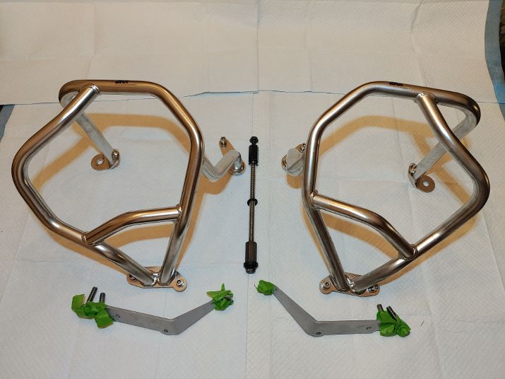 Engine Guards for R1200R / R1200GS - Parts and Accessories ...