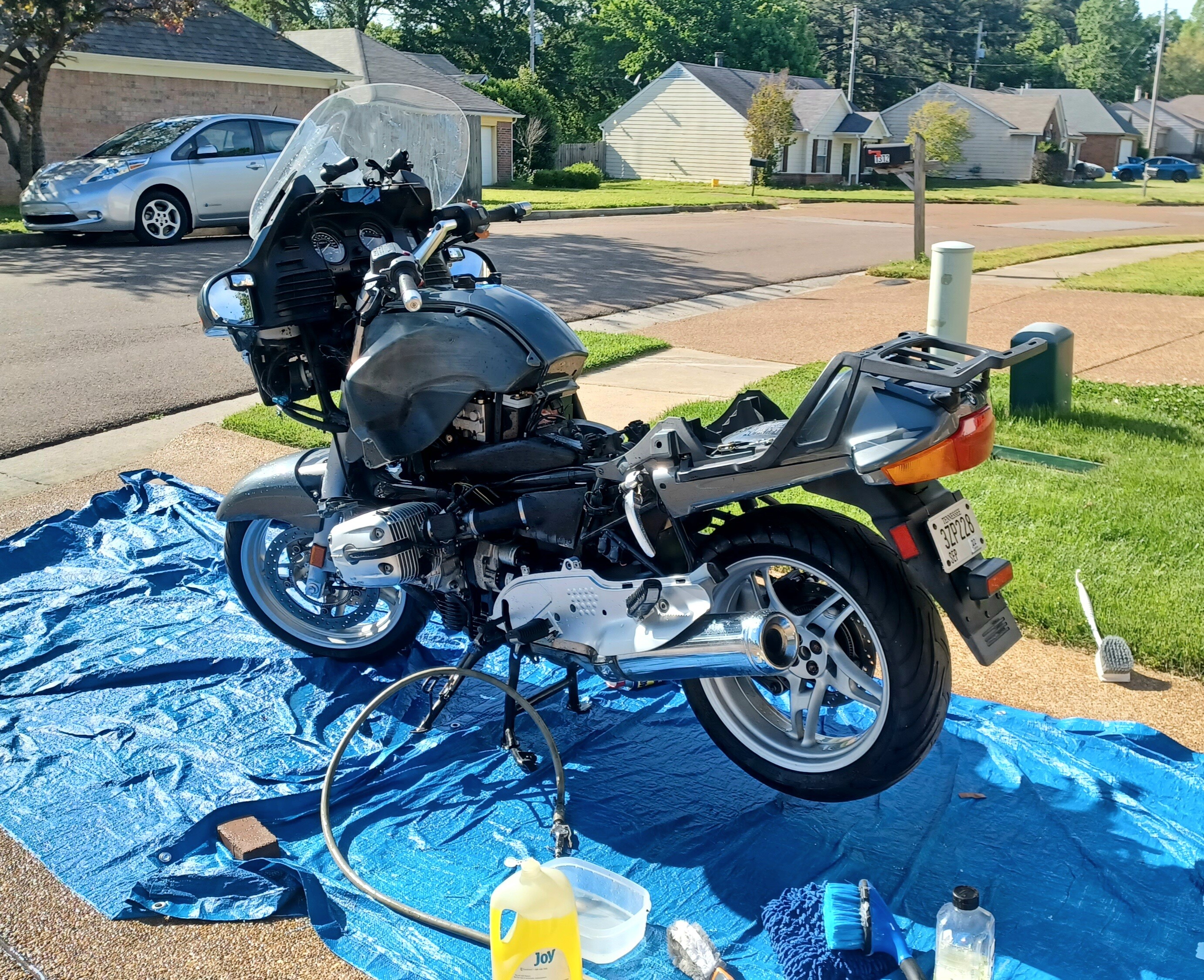 Deep Cleaning Frame & Engine w/ Fairing Off - Oilheads - BMWSportTouring