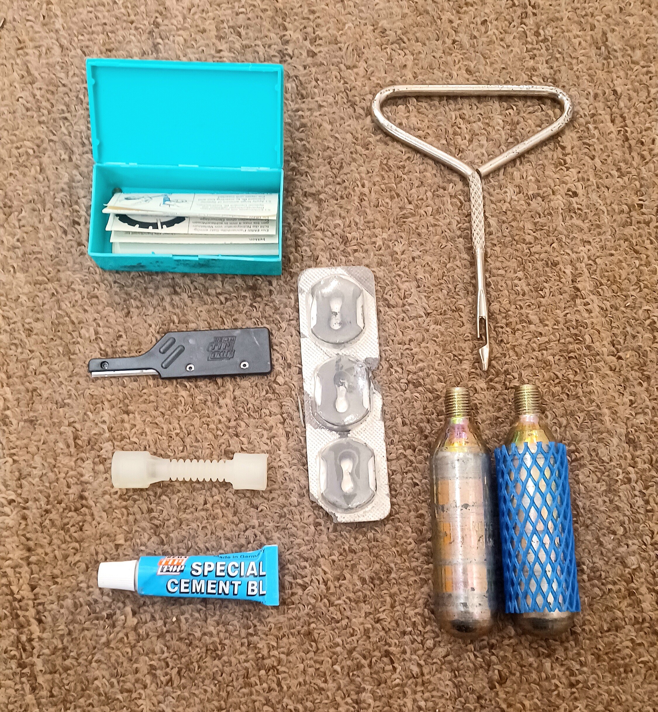 Emergency Tire Repair and BMW's TIRE REPAIR KIT? - Oilheads ...