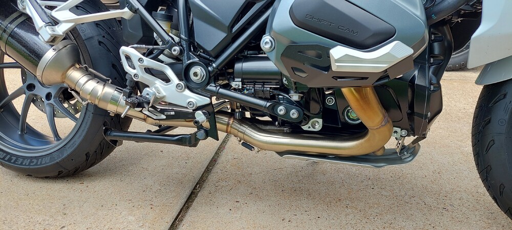 R1250RS full Exhaust photos to share - ShiftCam - BMWSportTouring
