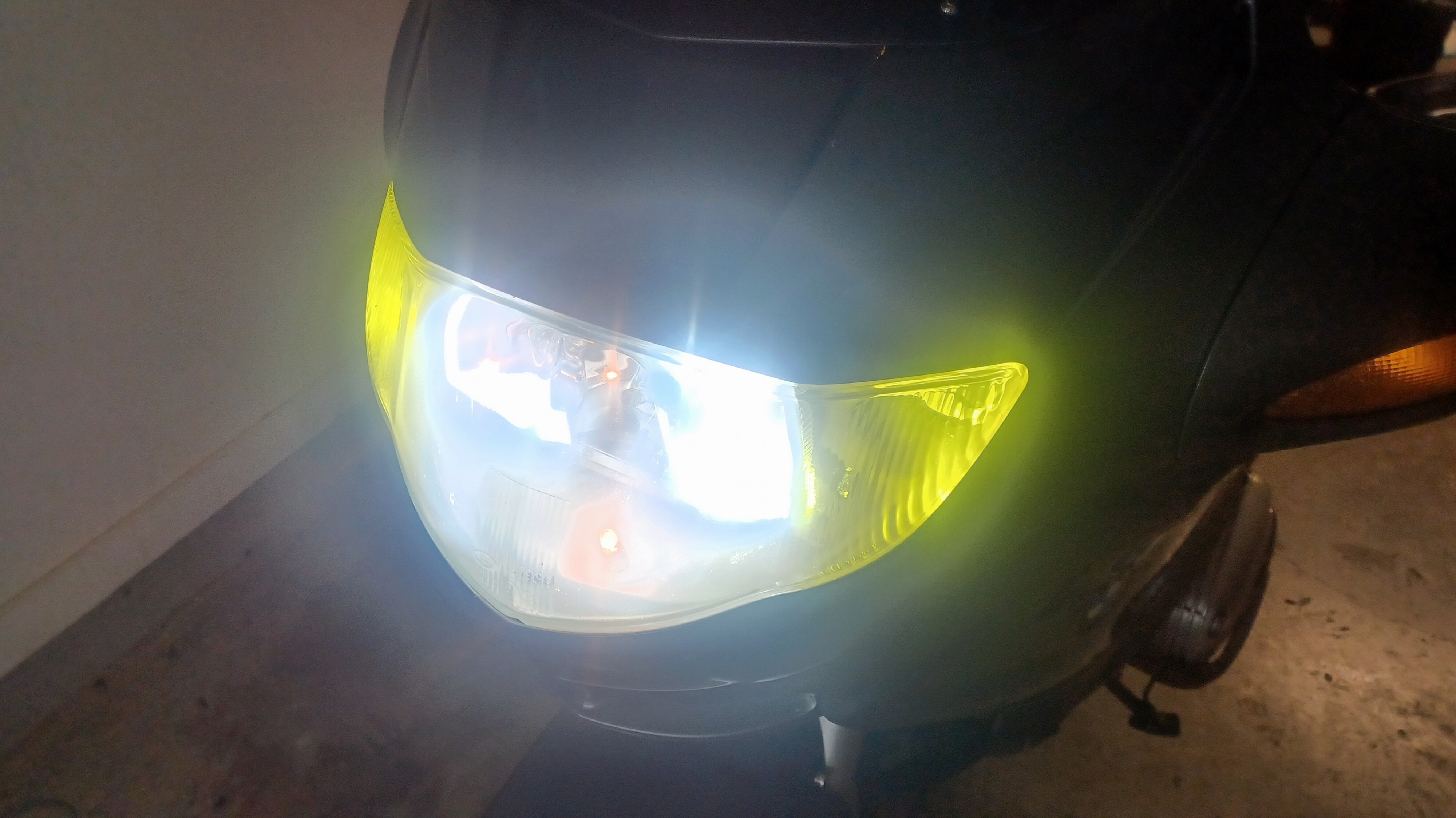 Yellow fog lights for daytime safety? - Motorcycle Talk - BMWSportTouring