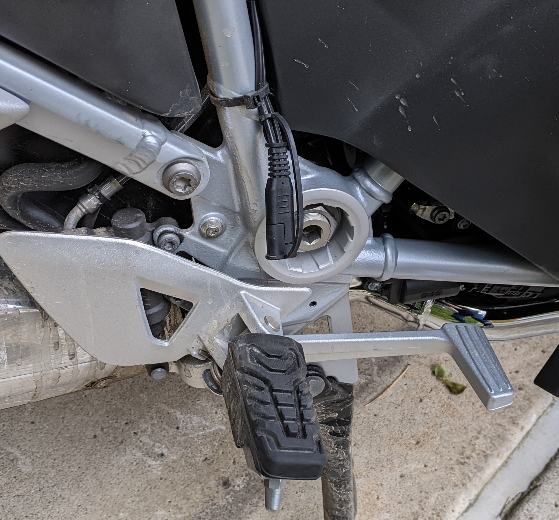 Powerlet sockets: keep, or replace? - Bike Related Things - BMWSportTouring