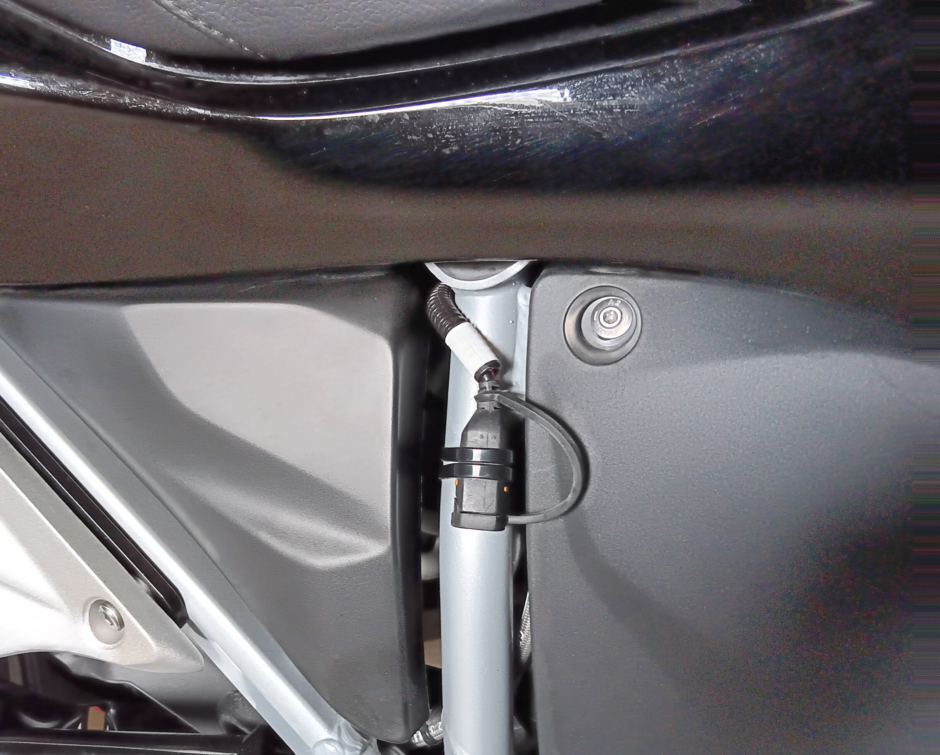Powerlet sockets: keep, or replace? - Bike Related Things - BMWSportTouring