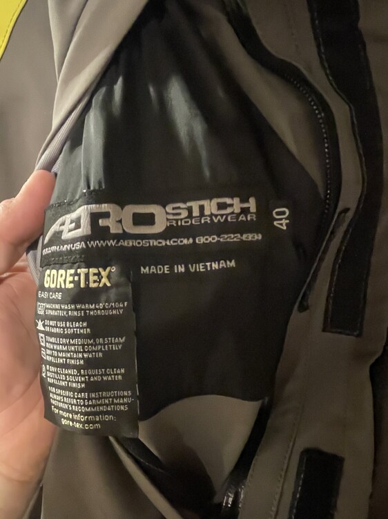 FS: Aerostich Roadcrafter 1 piece Grey/Neon 40 - $499 + Shipping (or ...