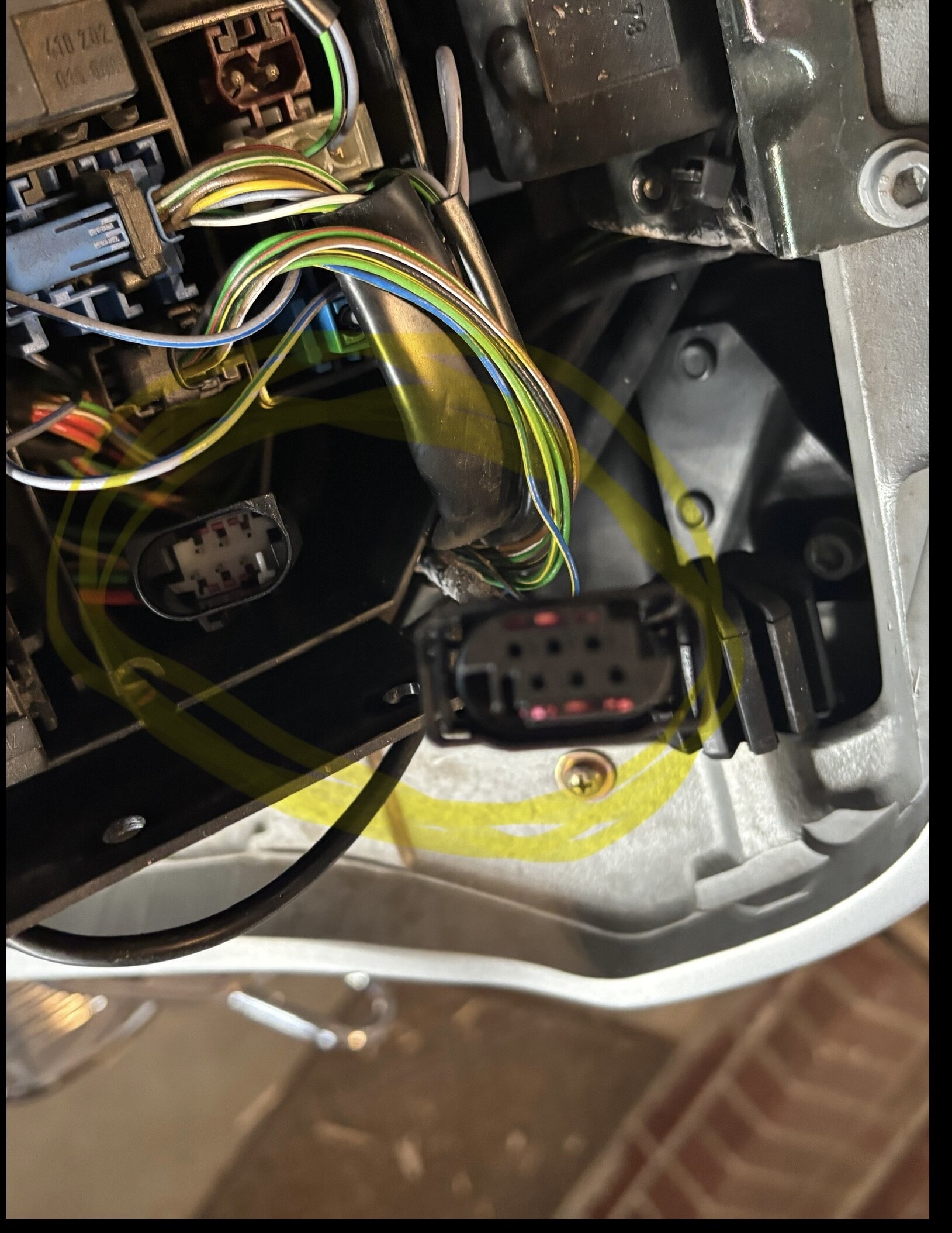 FUEL PUMP PRIME / WIRING IN RELAY BOX - Oilheads - BMWSportTouring