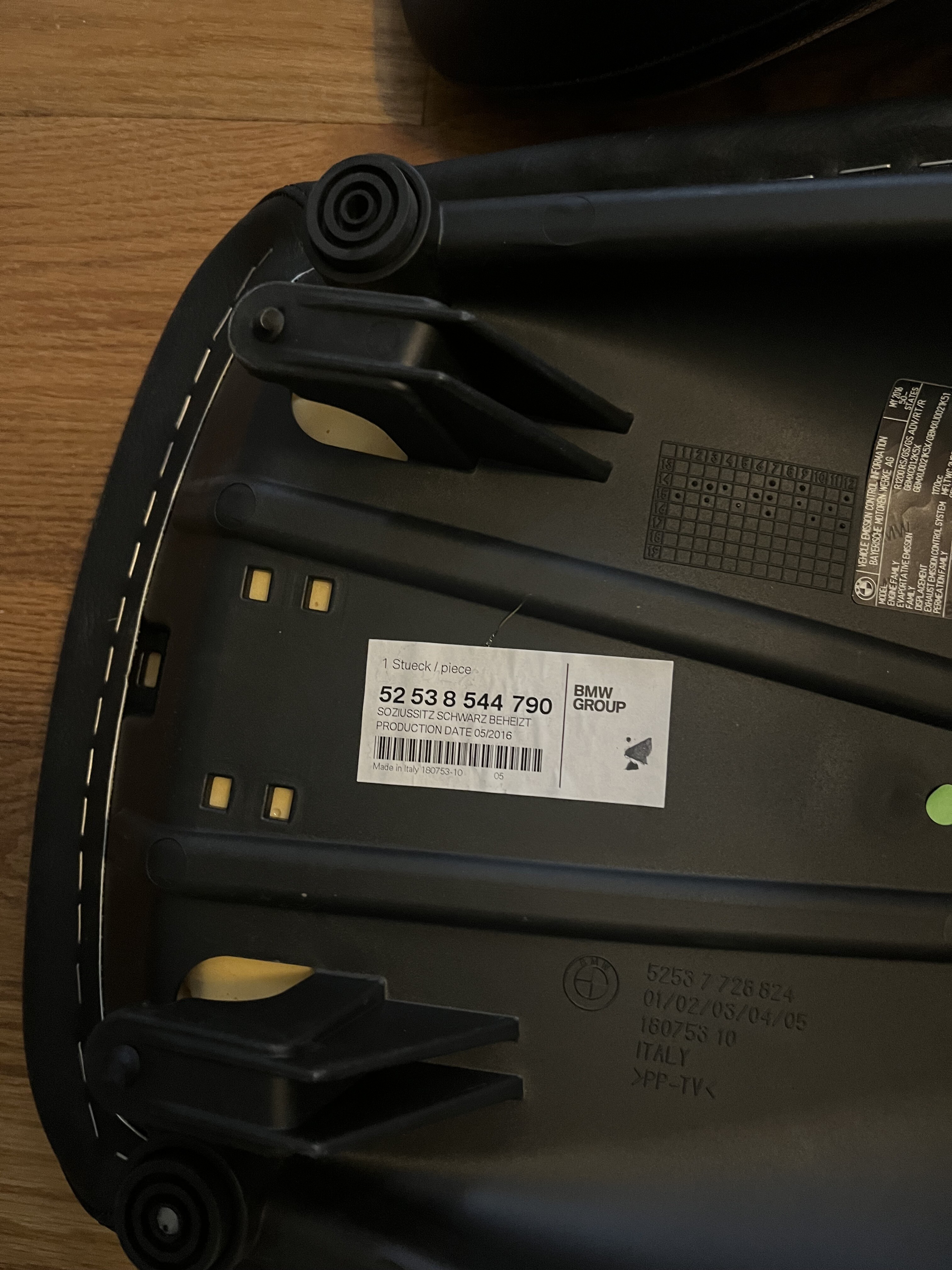 FS 2016 R1200RT Stock Heated Front/Rear Seats - Parts and Accessories ...