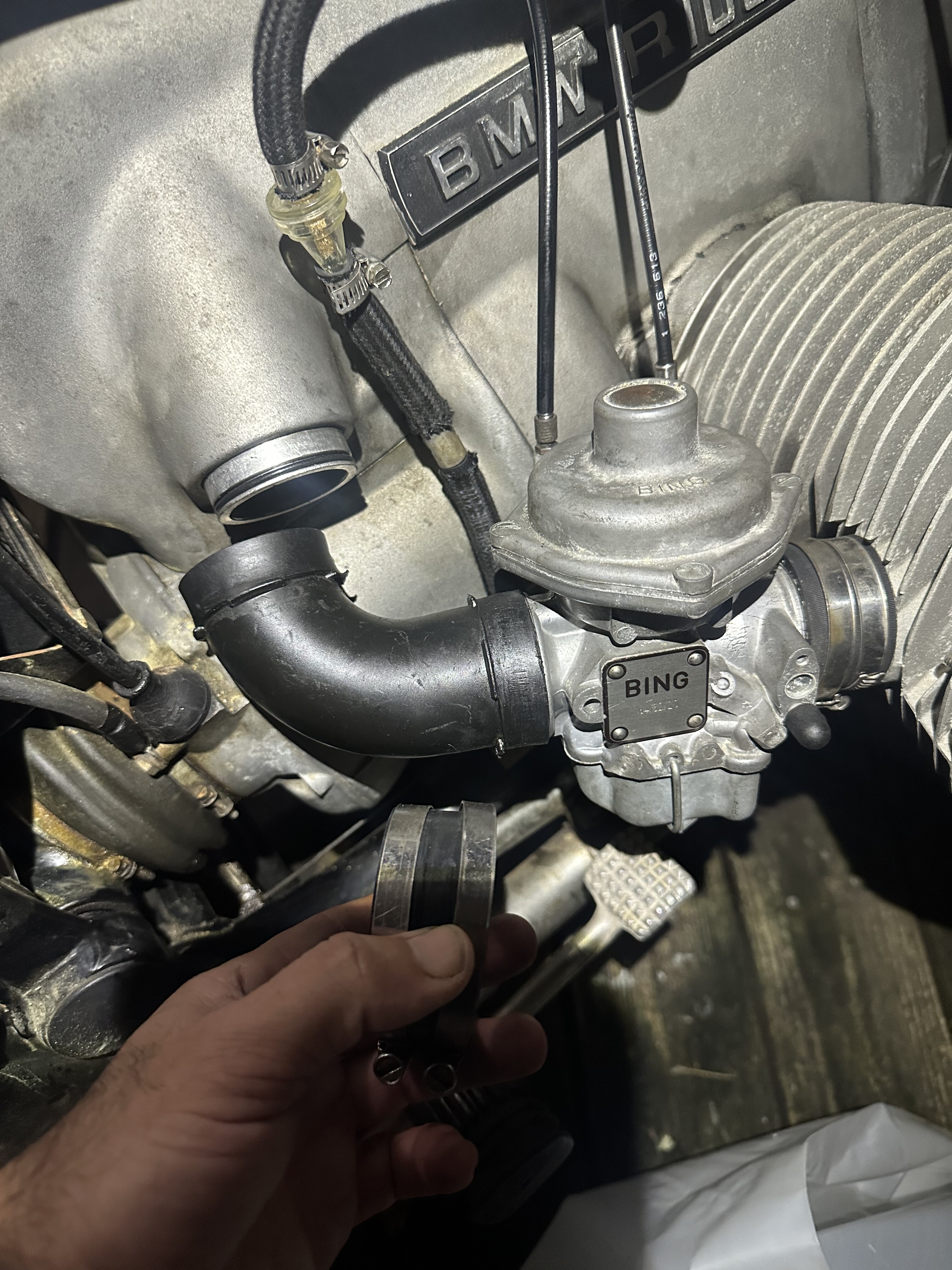 Air tube trouble - Non R/K Bikes - BMWSportTouring